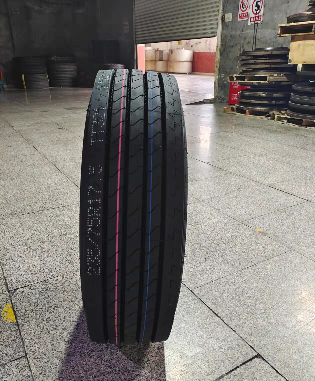 Foremaster tire manufacturer of Truck and Bus Radial Tyres and Passenger Car Tyres, OTR tires.